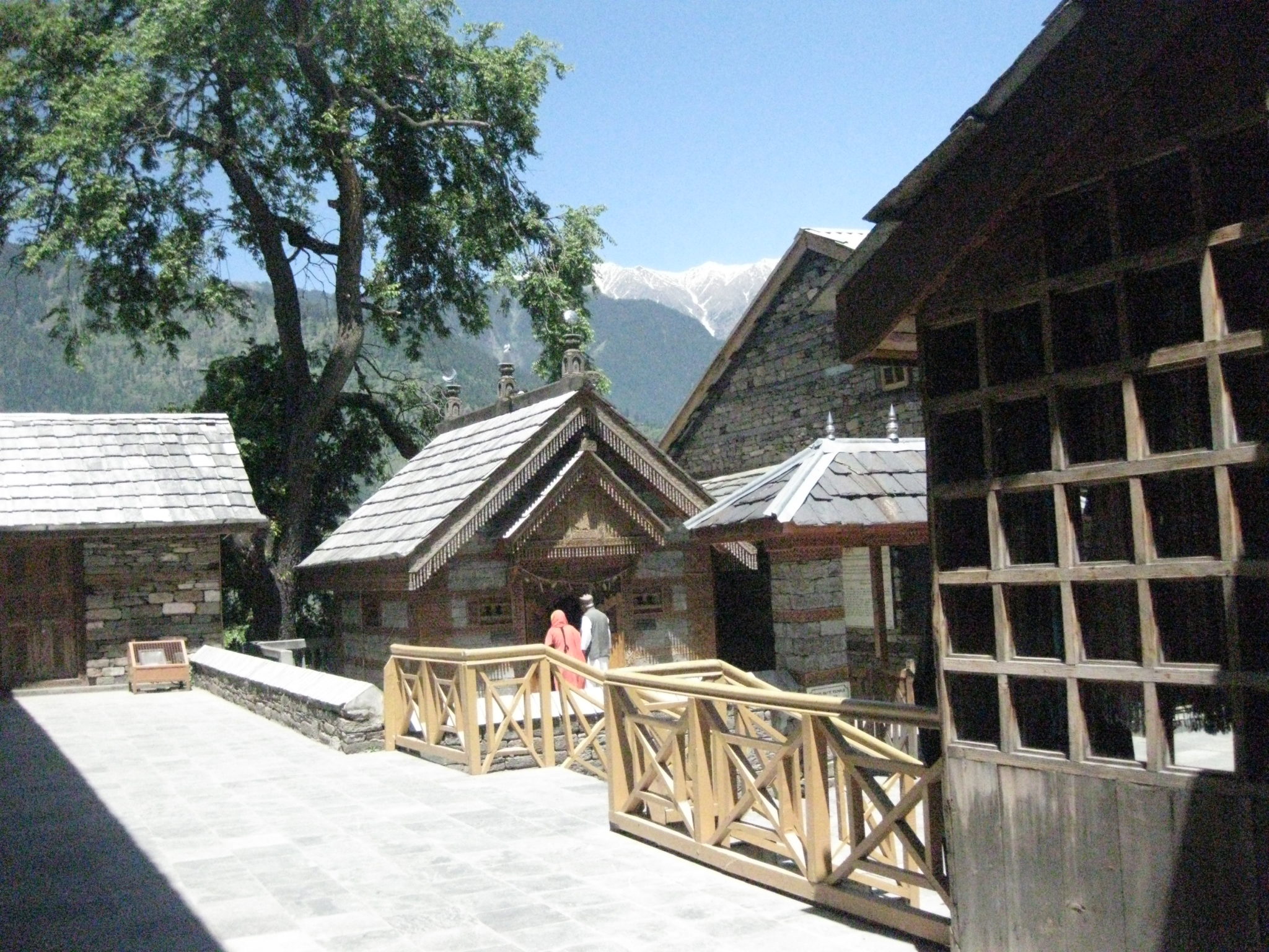 5. Naggar (HP) and road back home via Chandigarh-Rothak-Ajmer-Ahmedabad ...